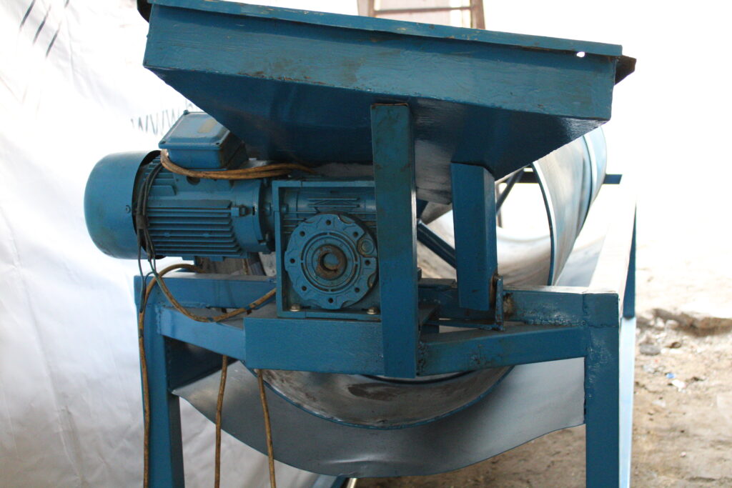 Rotary Drum Sifter - Bloom Engineering manufacturing sifter screeners